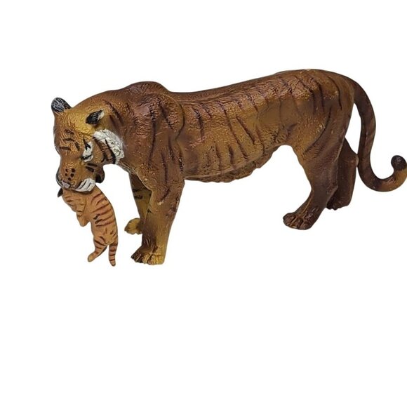 Other | Realistic Tiger With Cub Collectible Figurine Toy Action Figure ...